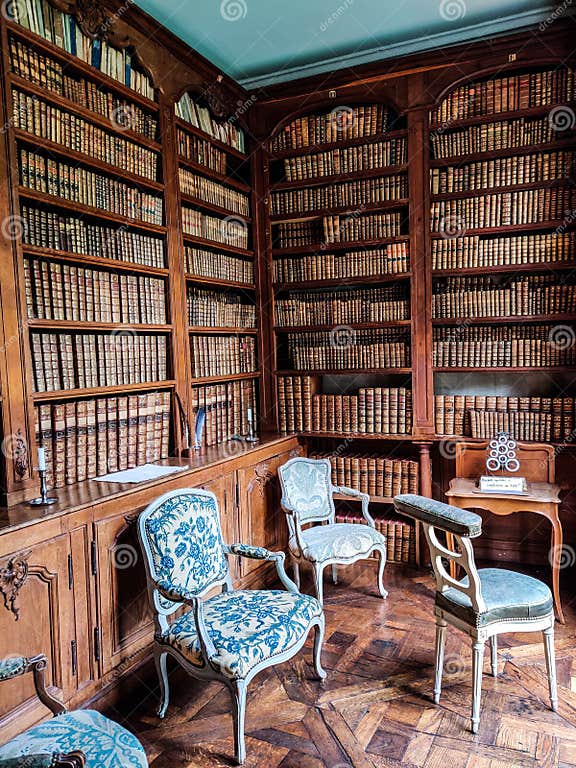 French Library - Castle, Bourgogne Stock Image - Image of library ...