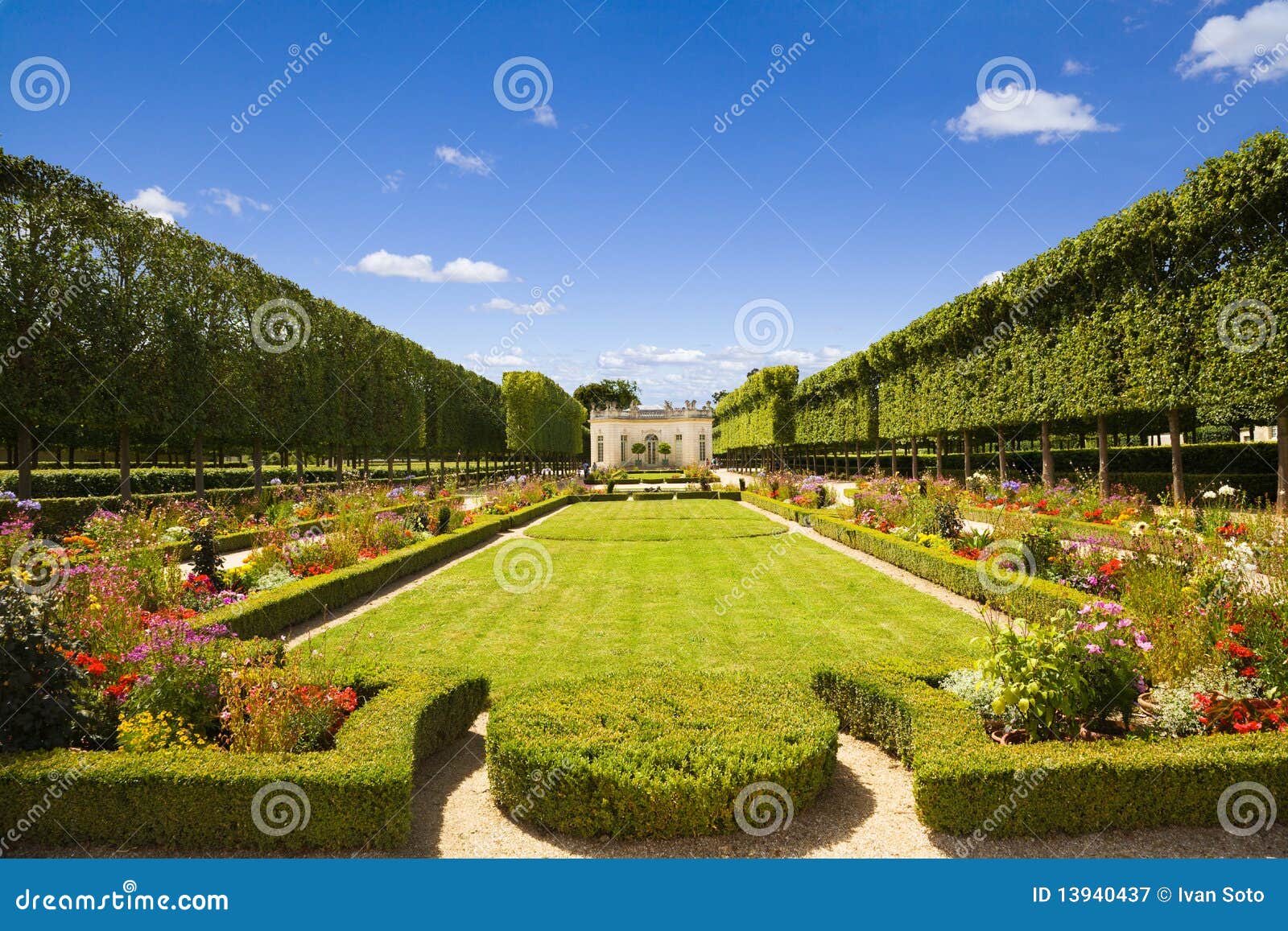 French pavilion and garden stock image. Image of tower - 13940437
