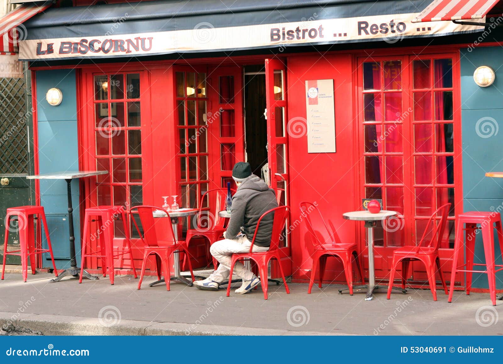 French Red Bar Terrace - Paris Editorial Photo - Image of little, drink ...