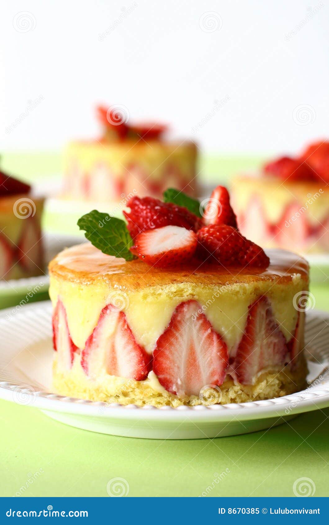 French strawberry cake stock image. Image of strawberry - 8670385