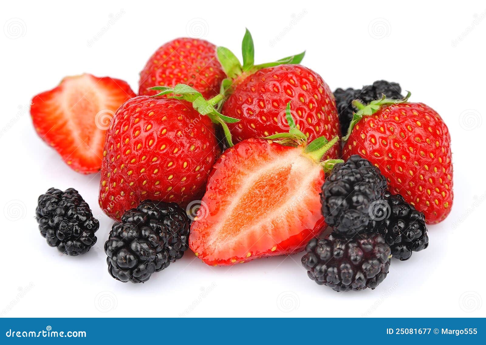 Fresa y mora imagen de archivo. Imagen de verano, fruta - 25081677