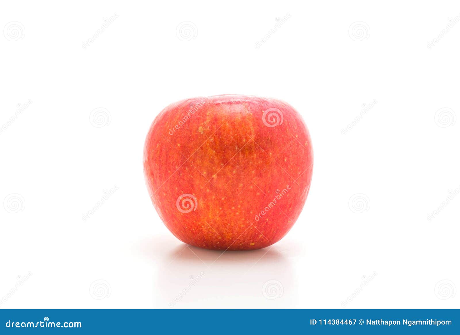 Fresh Apple on White Background Stock Image - Image of fresh, object ...
