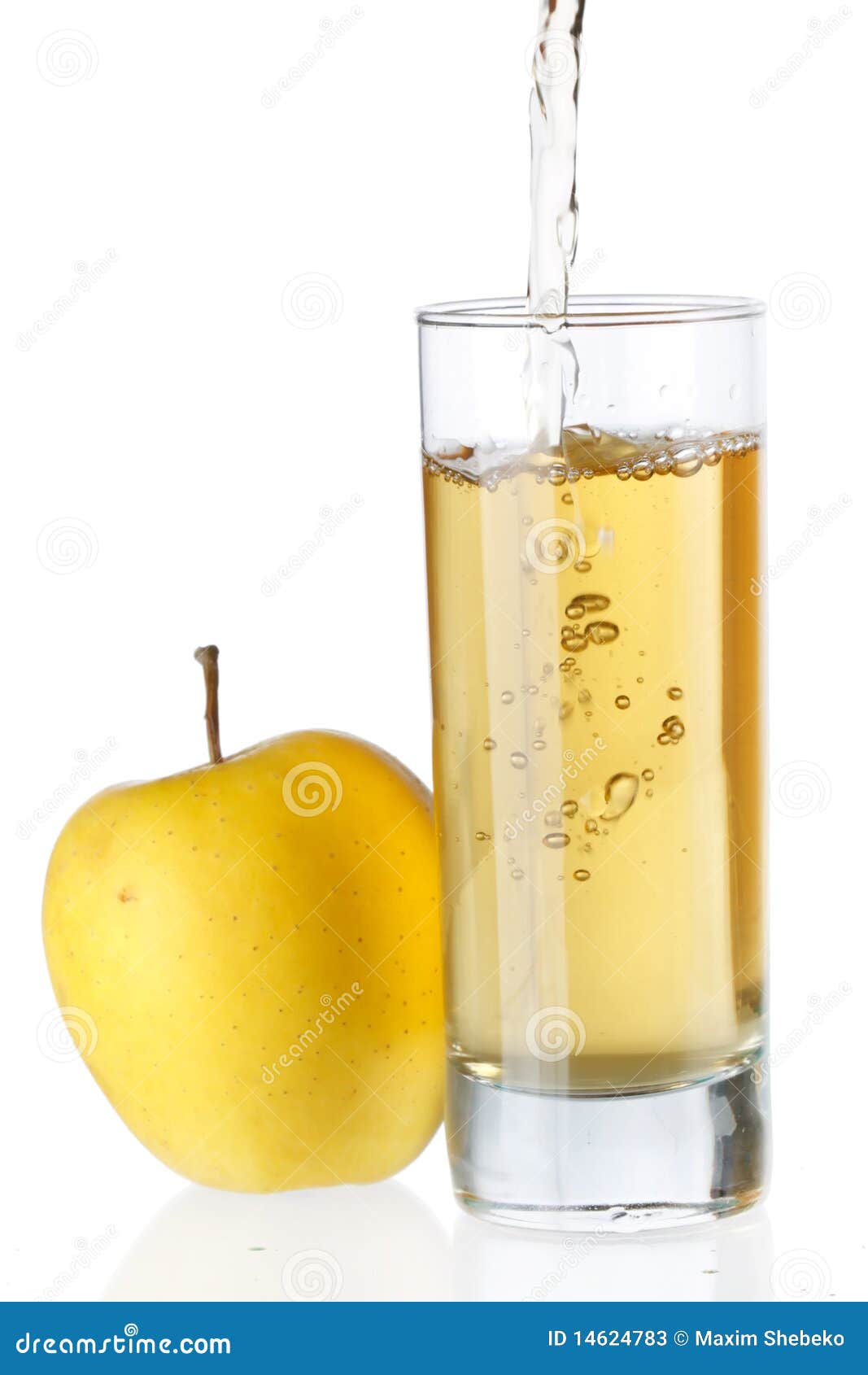 Fresh apple juice stock image. Image of macro, food, glass - 14624783