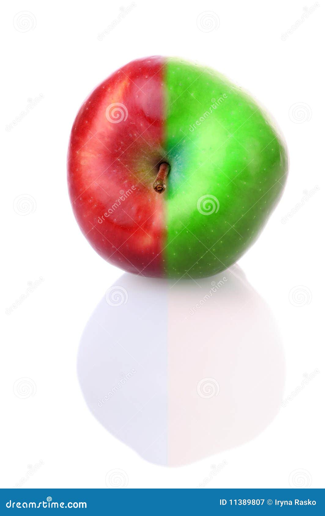 Fresh Apple with Red and Green Half Stock Image - Image of macro, life ...