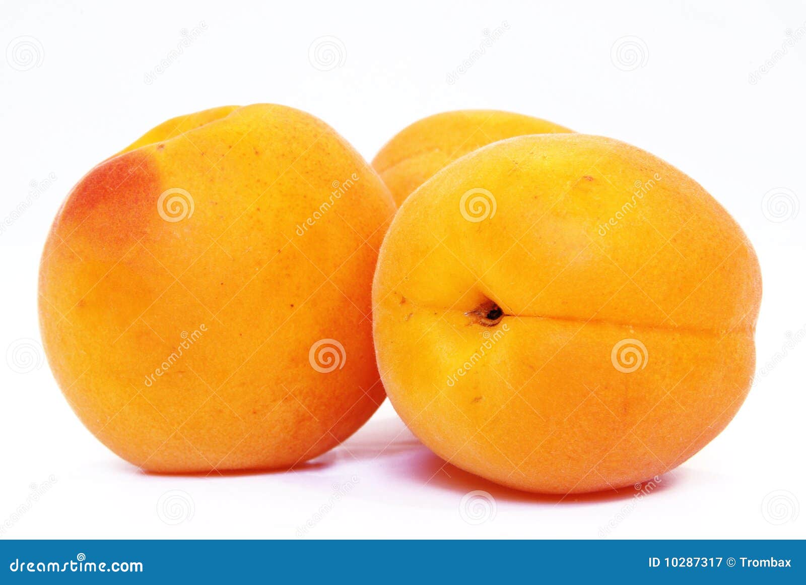 Fresh Apricots on White Background Stock Image - Image of white, orange ...