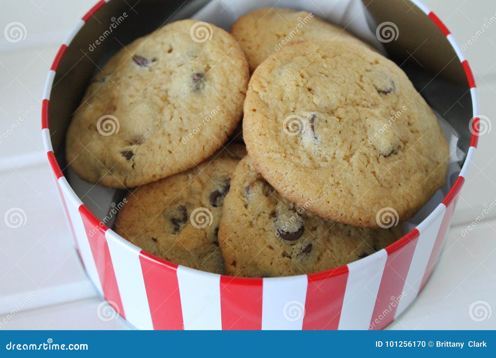 Tin of Fresh Baked Chocolate Chip Cookies Stock Photo - Image of ...