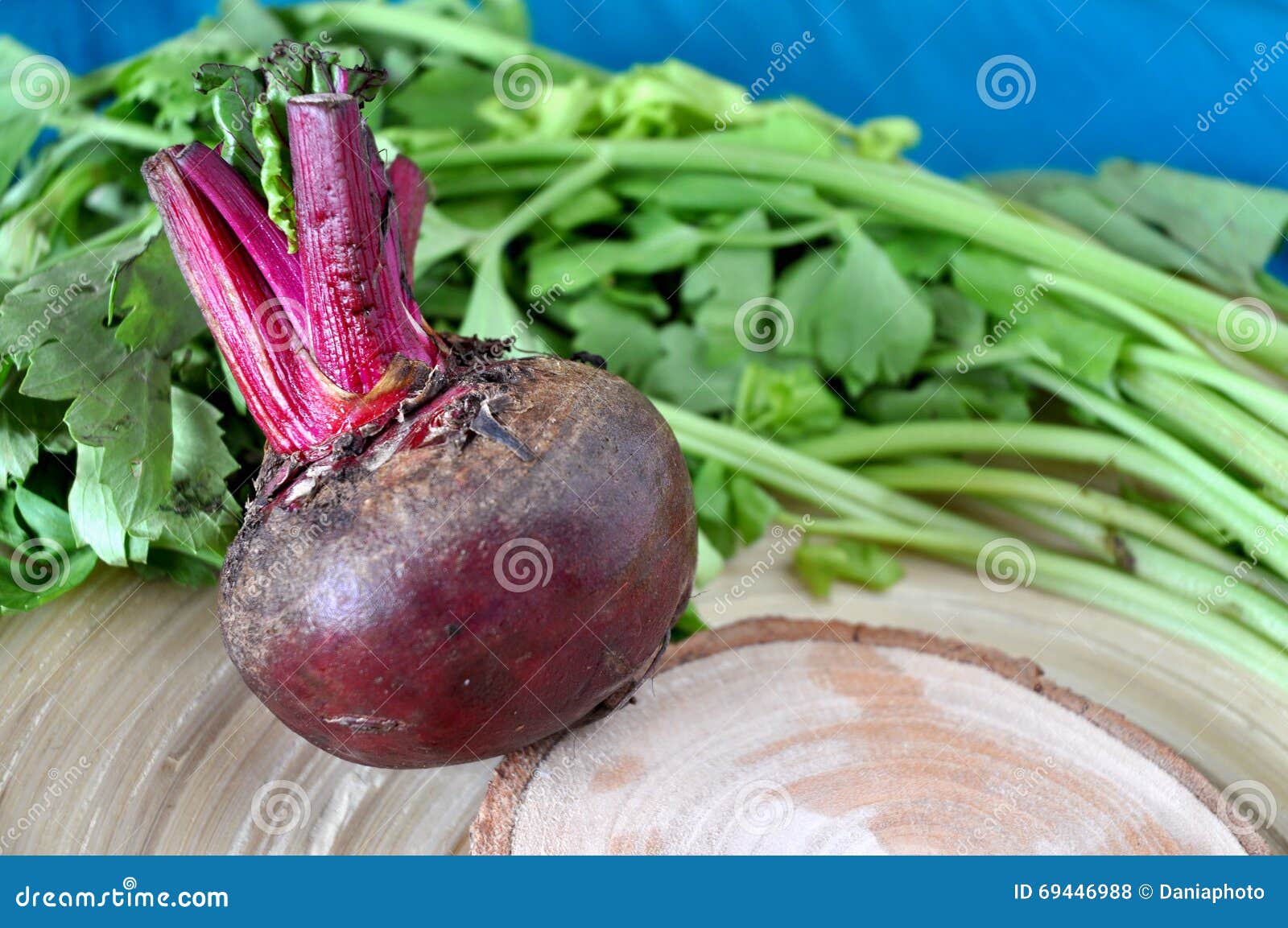 Fresh Beetroot on Wooden Plate Stock Photo - Image of diet, leaf: 69446988