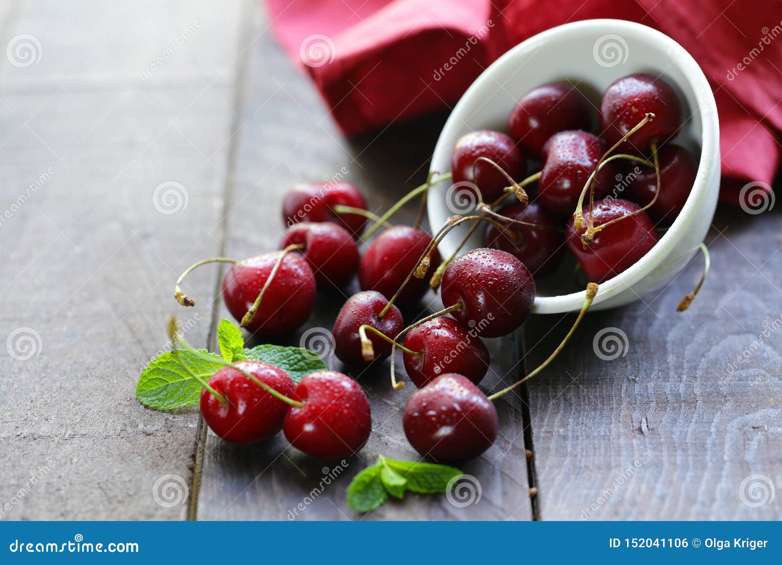 Berries of sweet cherry stock photo. Image of leaf, table - 152041106