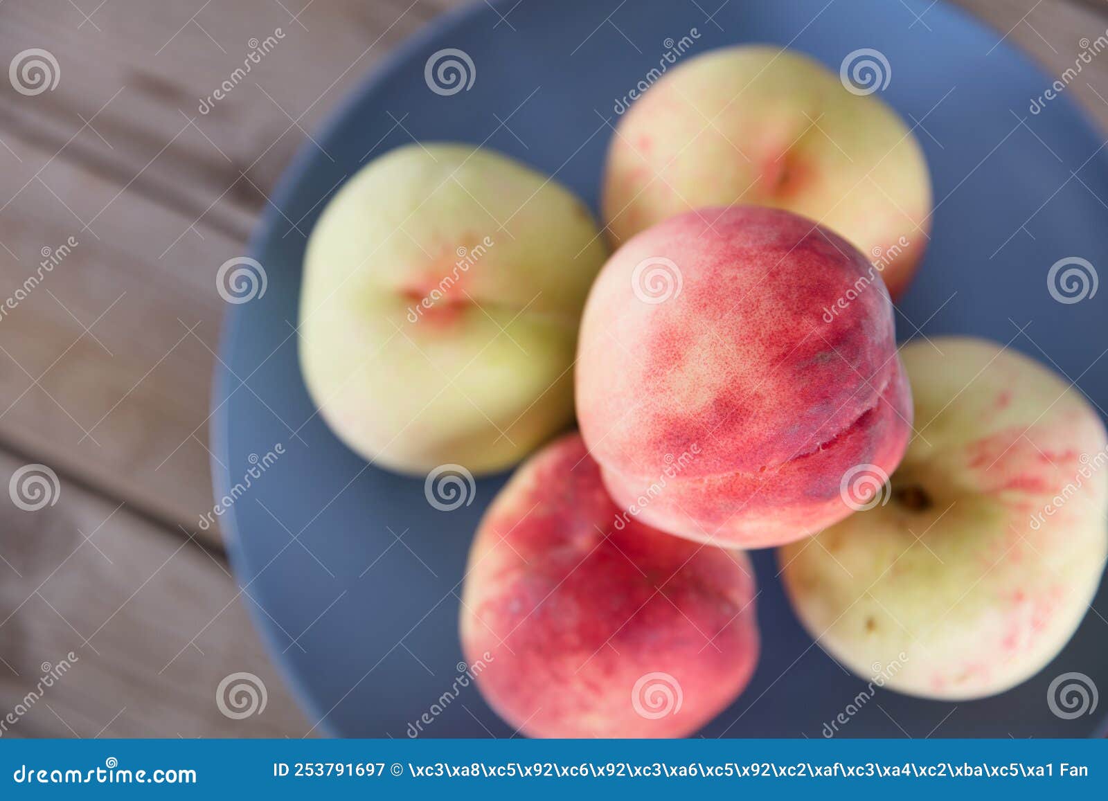 Fresh Big Peaches on the Plate Stock Image - Image of tasty, still ...