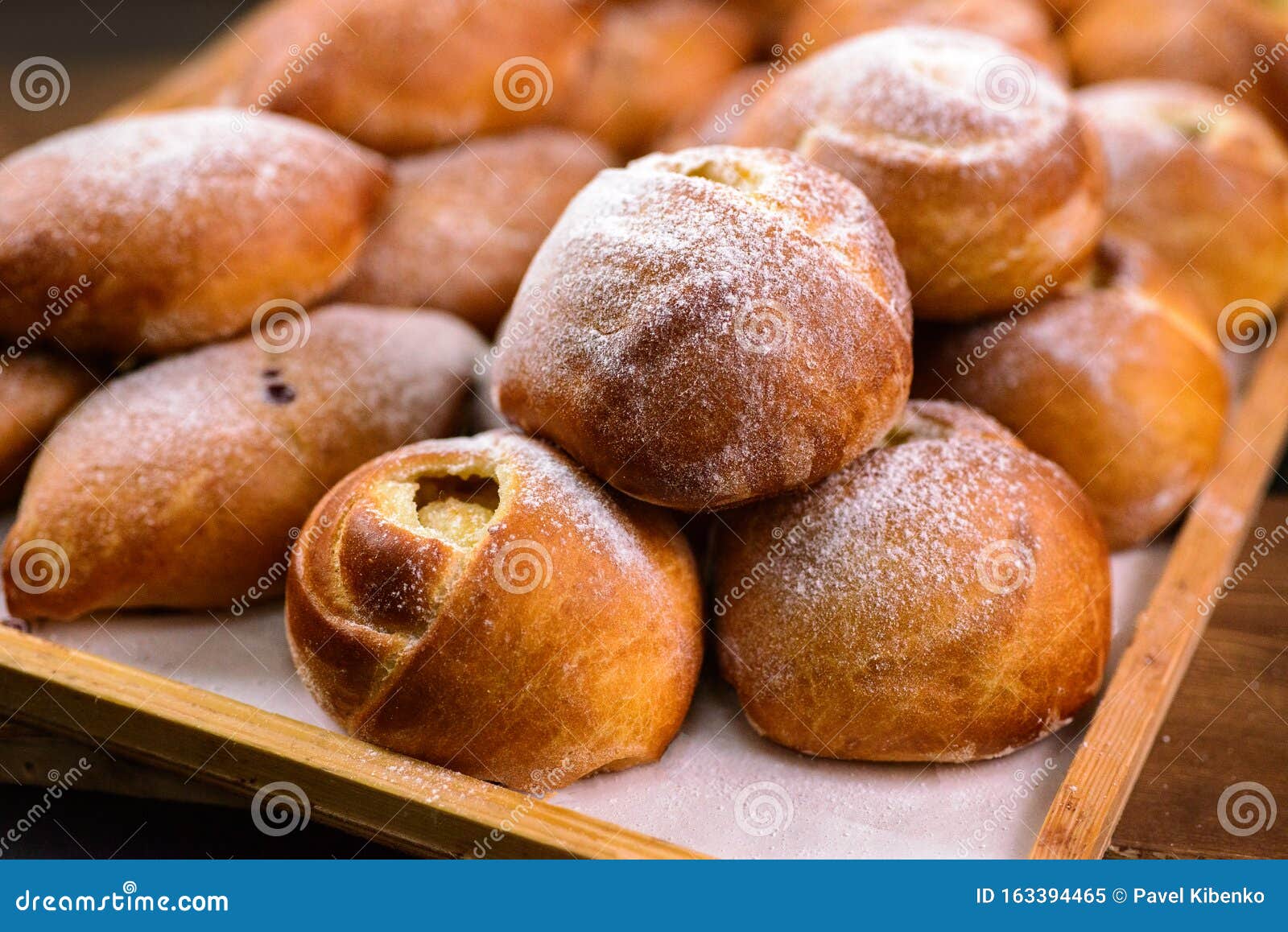 Fresh buns in bakery shop stock image. Image of decoration - 163394465
