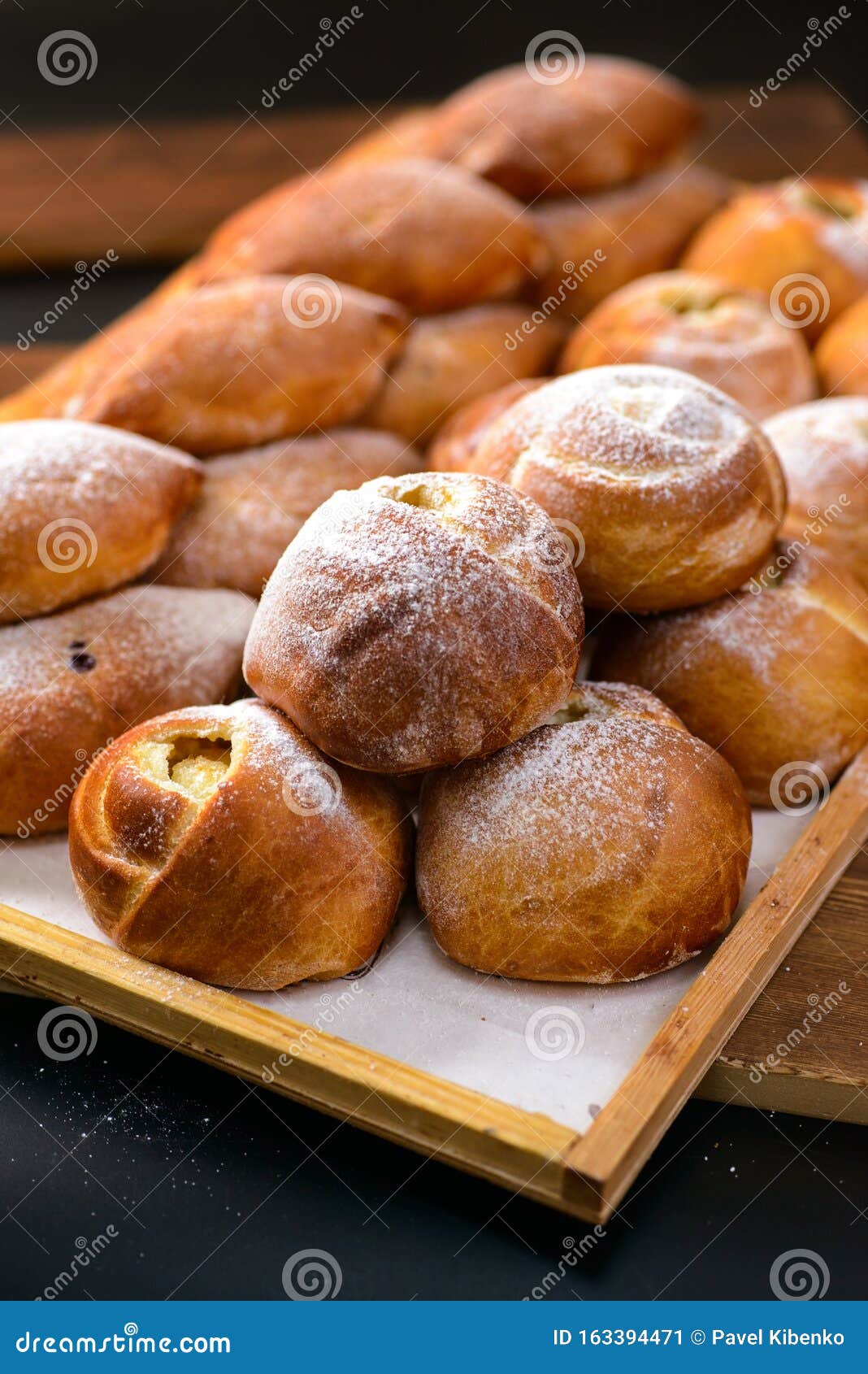 Fresh buns in bakery shop stock image. Image of healthy - 163394471