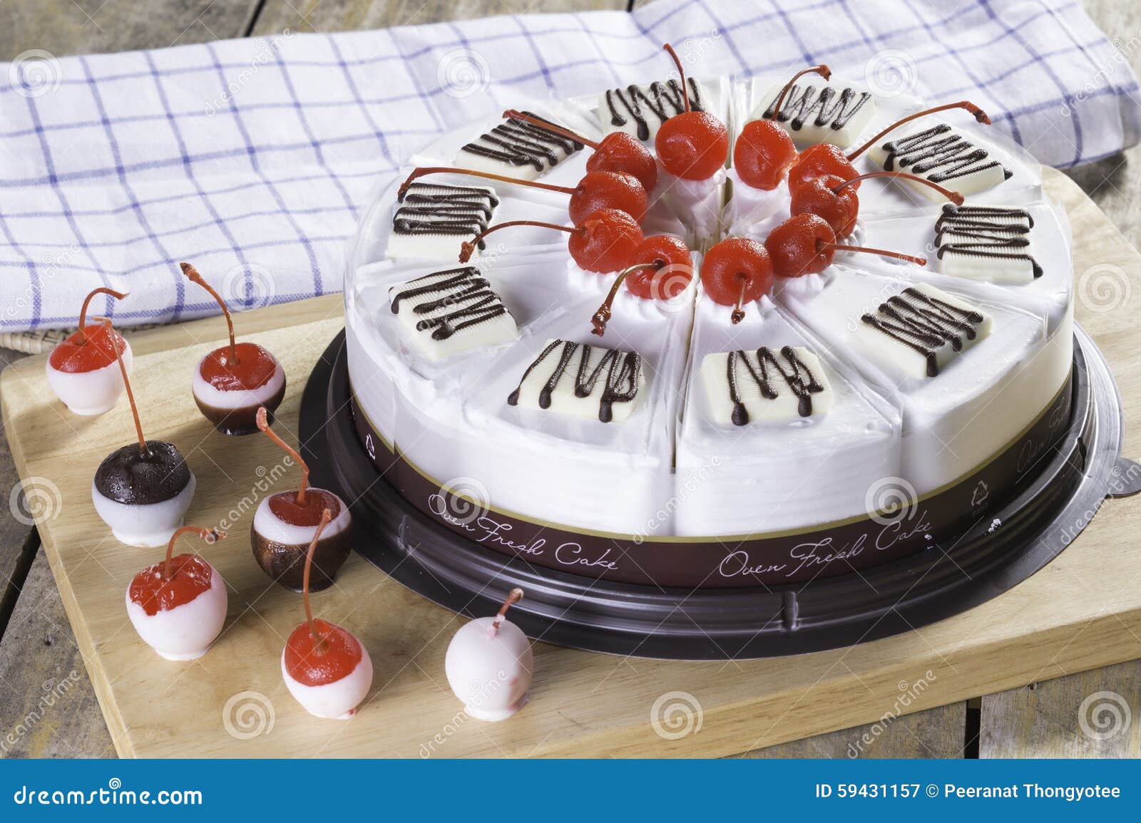 Fresh cake stock image. Image of gold, cake, christmas - 59431157