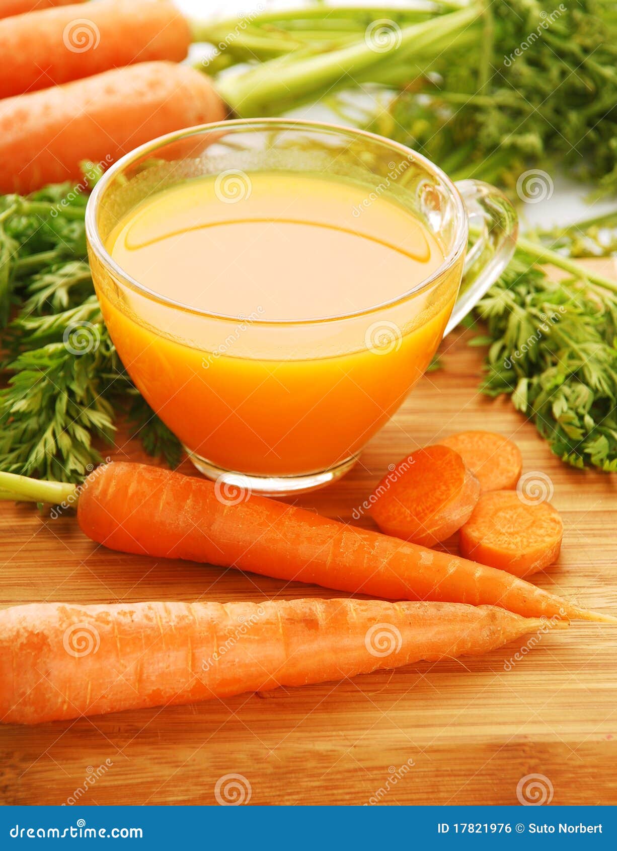 Fresh carrot juice stock photo. Image of health, juicy - 17821976