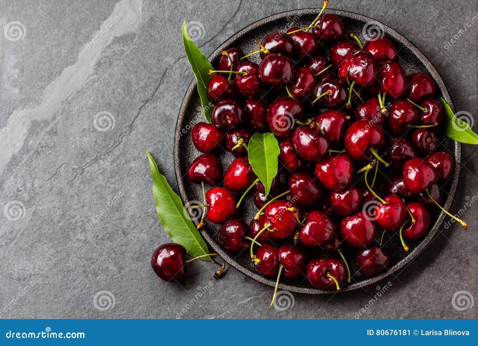 Fresh Cherry on Black Plate. Top View Copy Space Stock Image - Image of ...