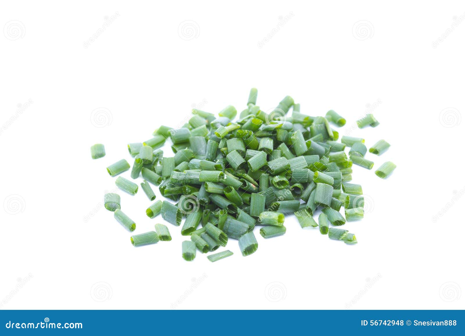 Fresh Chives Chopped into Pieces Isolated on White Background Stock ...