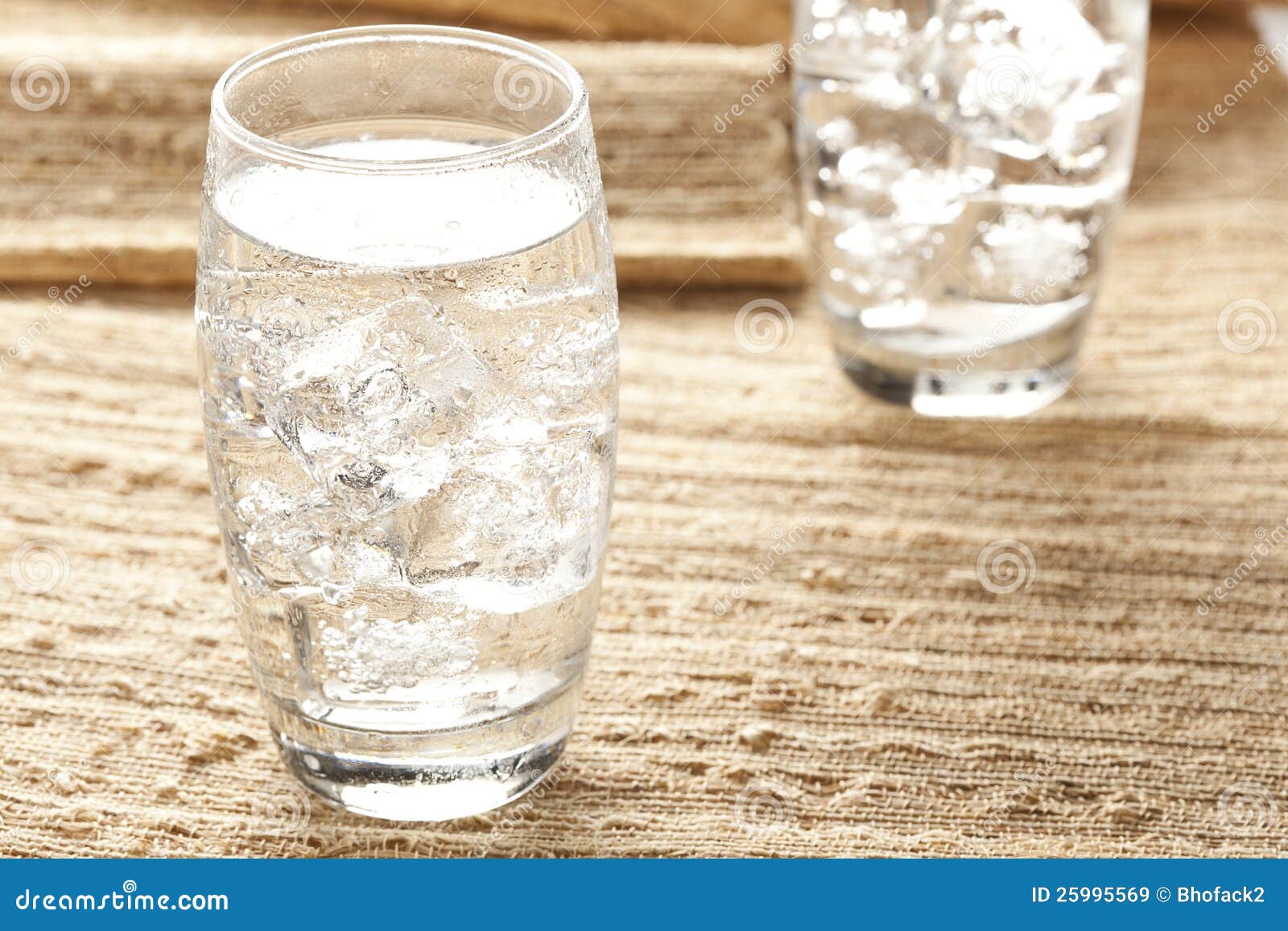 Fresh Clear Water in a Glass Stock Image - Image of cold, cool: 25995569