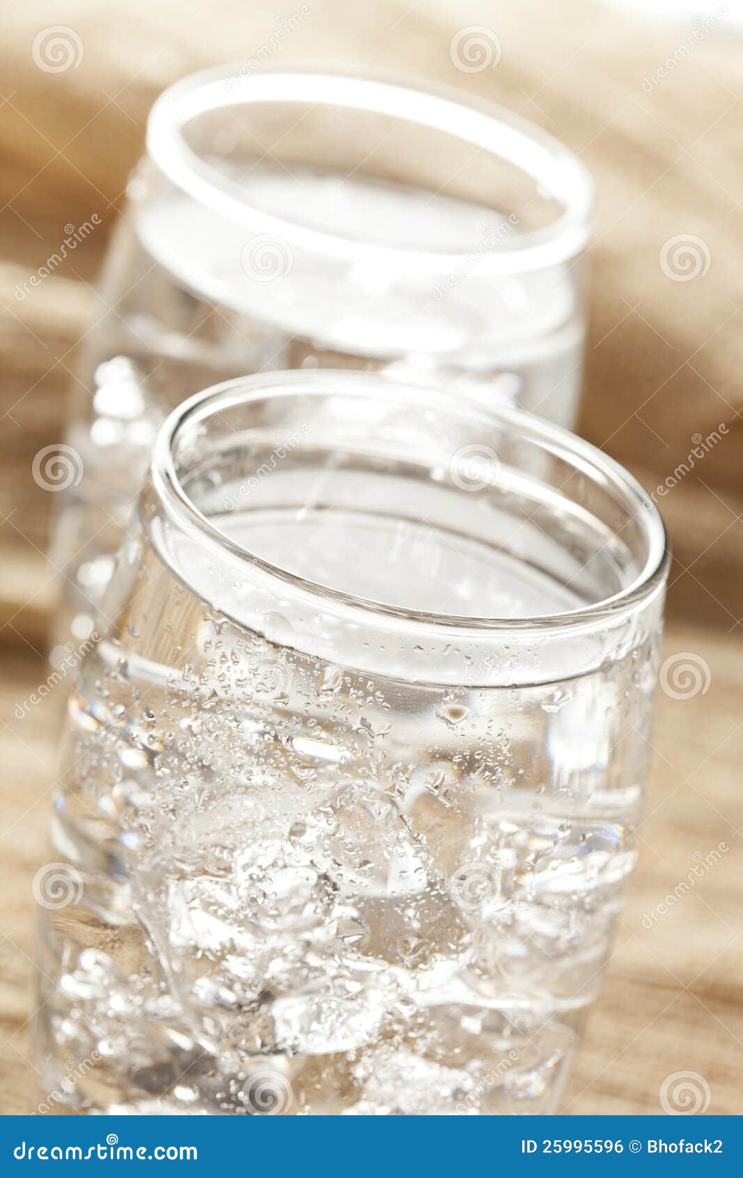 Fresh Clear Water in a Glass Stock Photo - Image of water, cold: 25995596