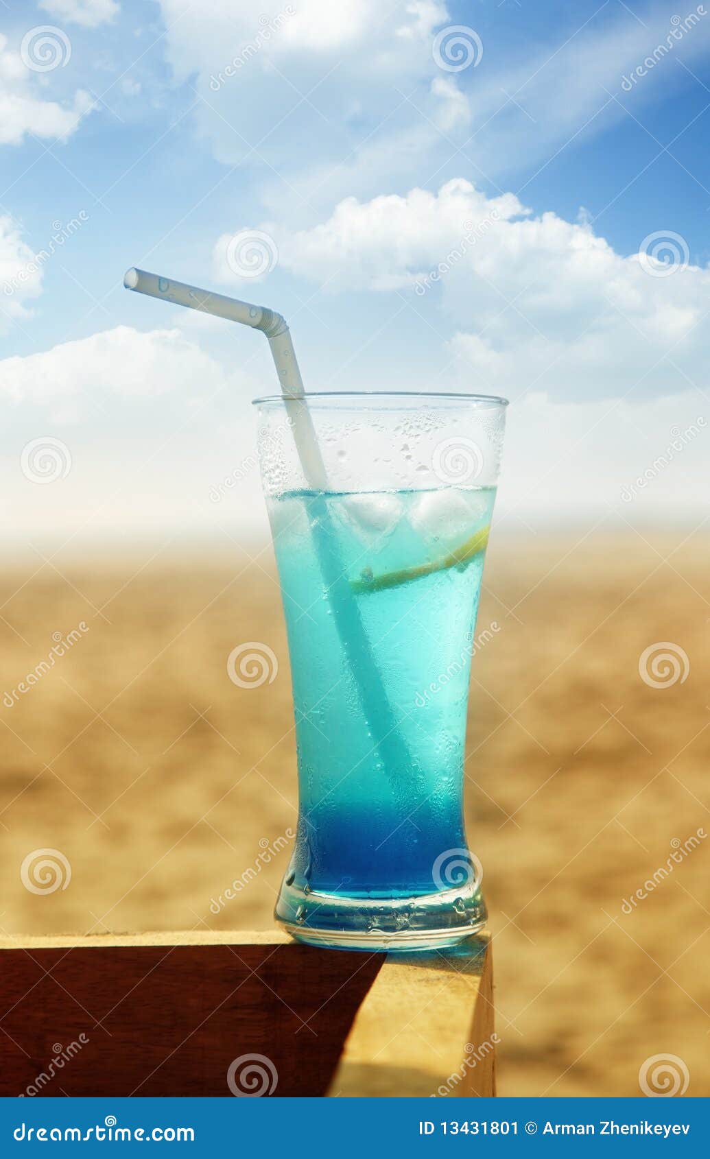 Fresh cocktail stock image. Image of refreshment, lime - 13431801