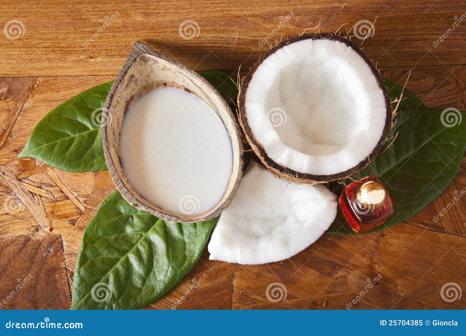 With Fresh Coconut Fragrance Stock Image - Image of brown, health: 25704385