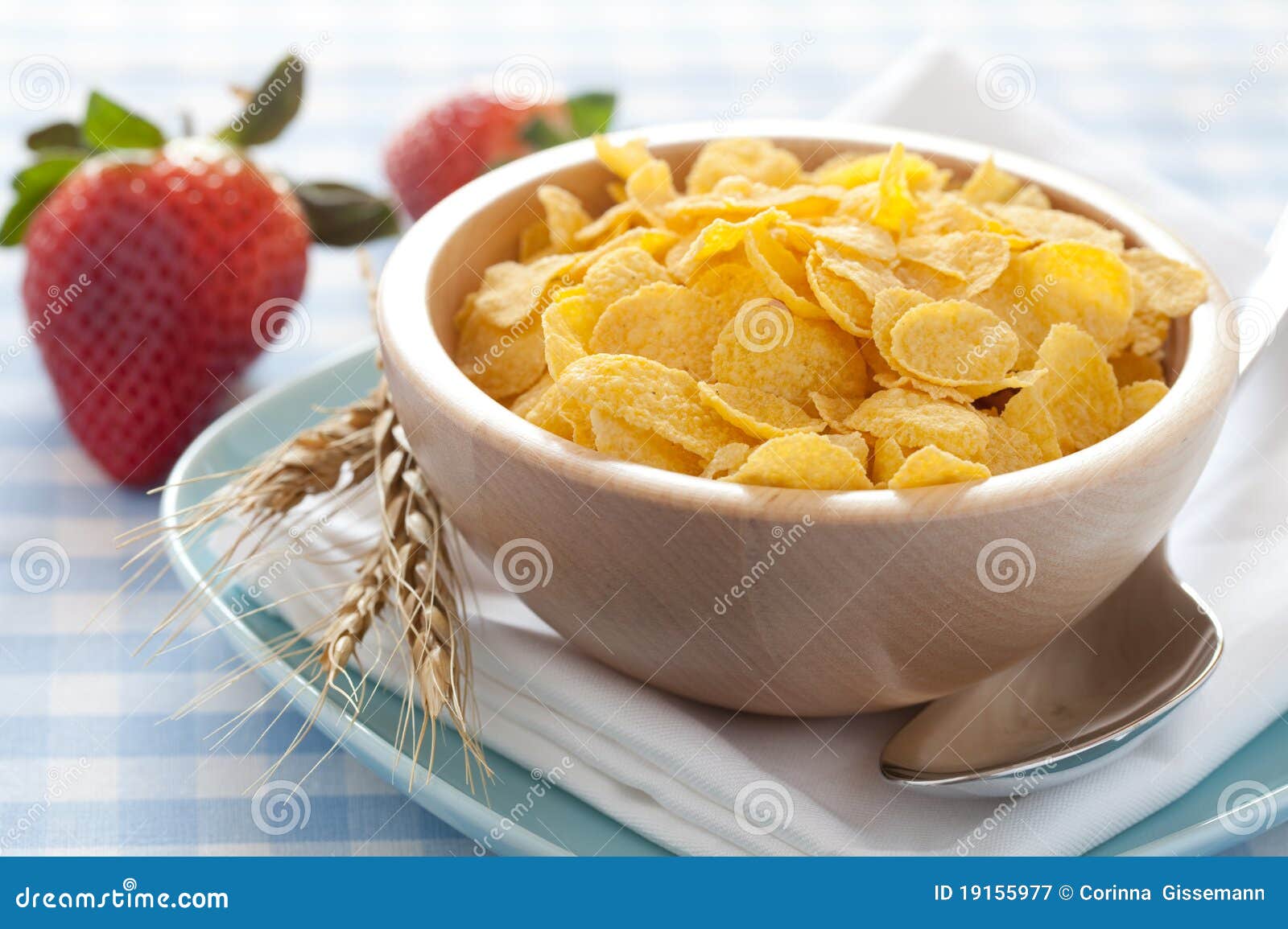 Fresh cornflakes stock image. Image of berry, flakes - 19155977