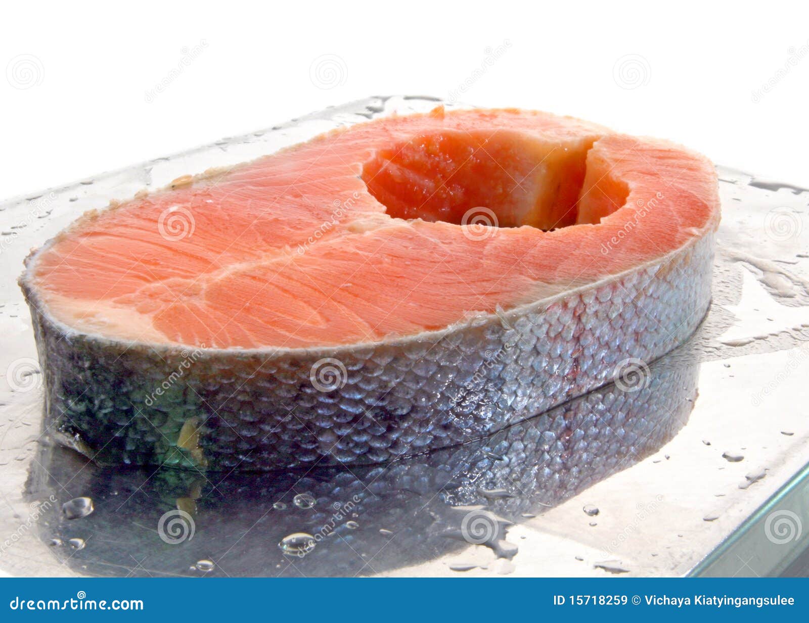 Fresh cut of Salmon stock image. Image of lunch, green - 15718259