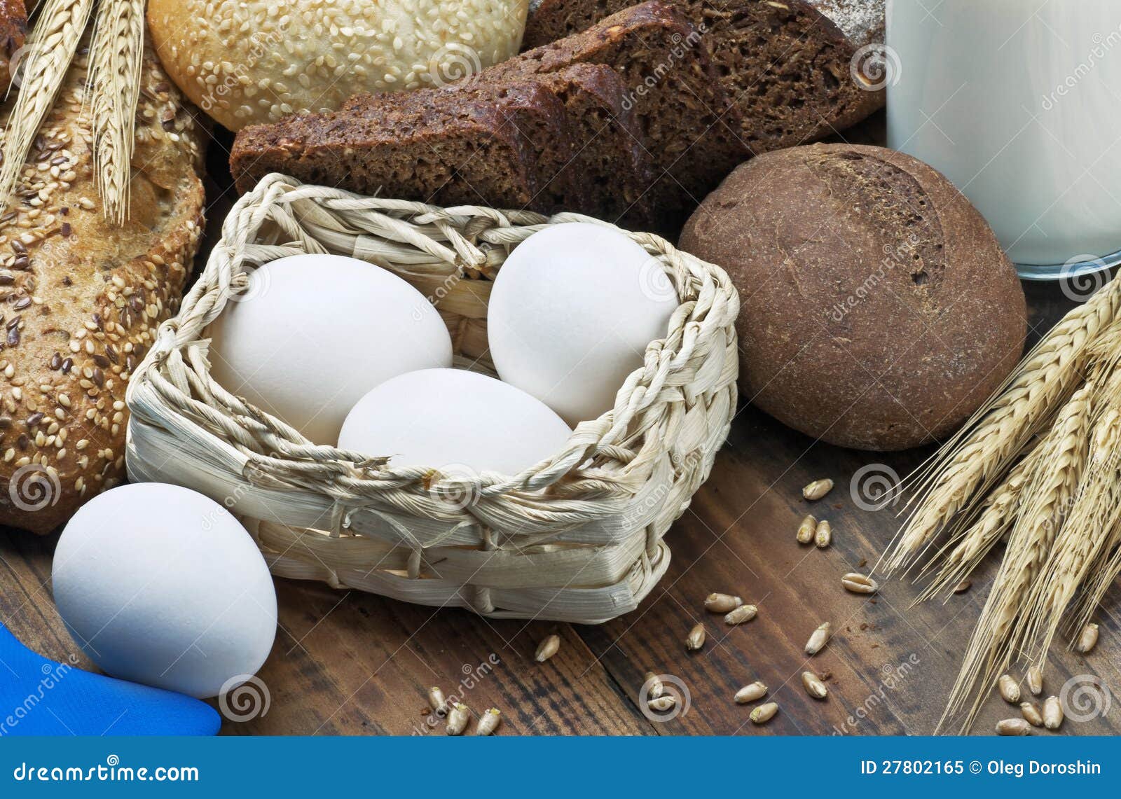 Fresh eggs and a lot stock image. Image of food, fresh - 27802165