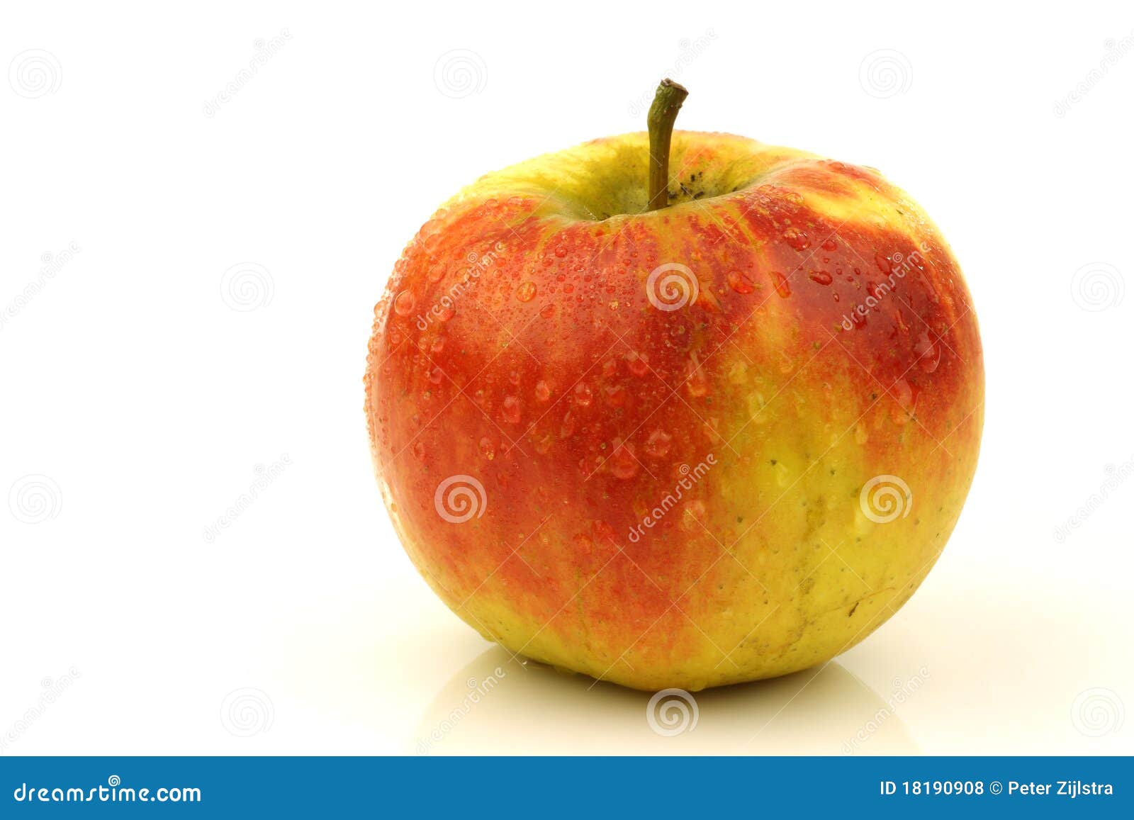 Fresh Elstar apple stock photo. Image of delicious, isolated - 18190908