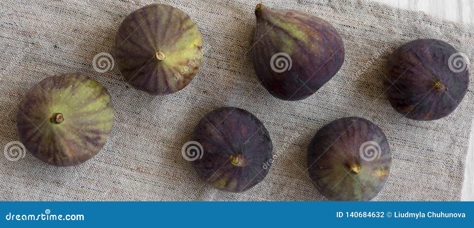 Fresh Figs on Cloth, Top View. Flat Lay, Overhead, from Above Stock ...