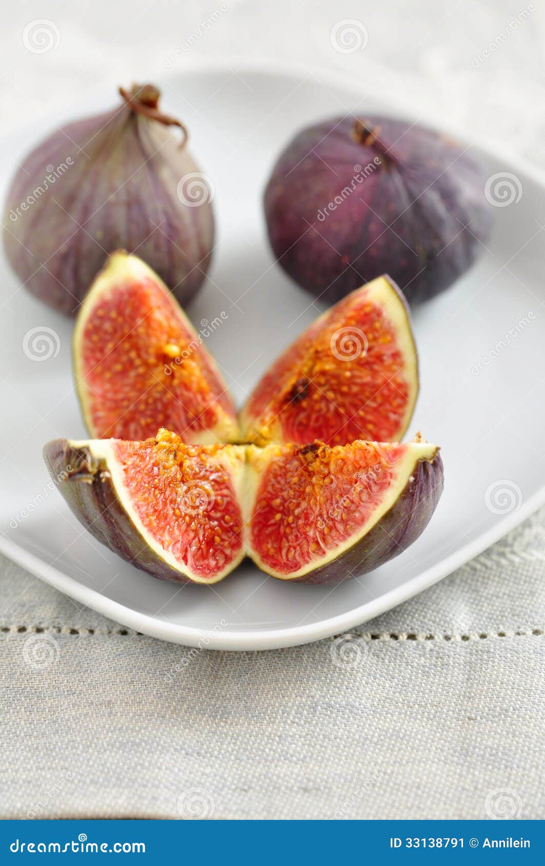 Fresh figs stock image. Image of knife, market, slice - 33138791