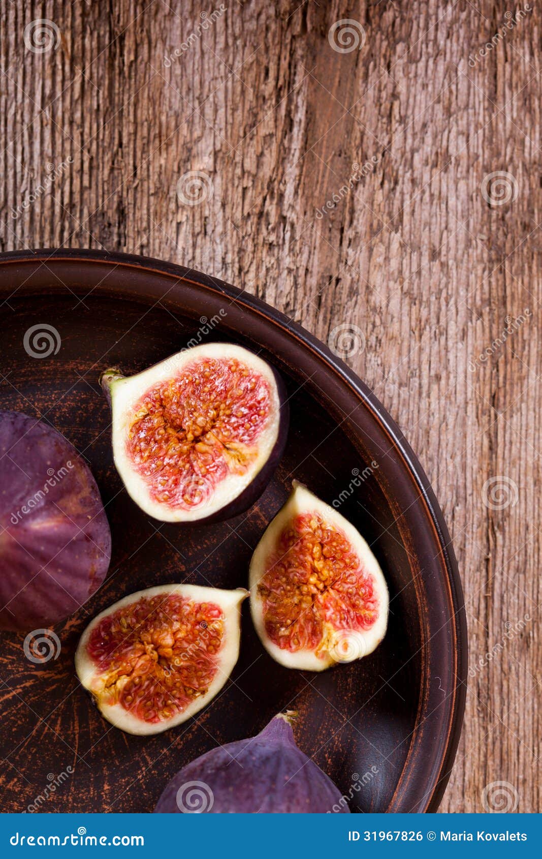 Fresh figs in a plate stock photo. Image of healthy, rustic - 31967826