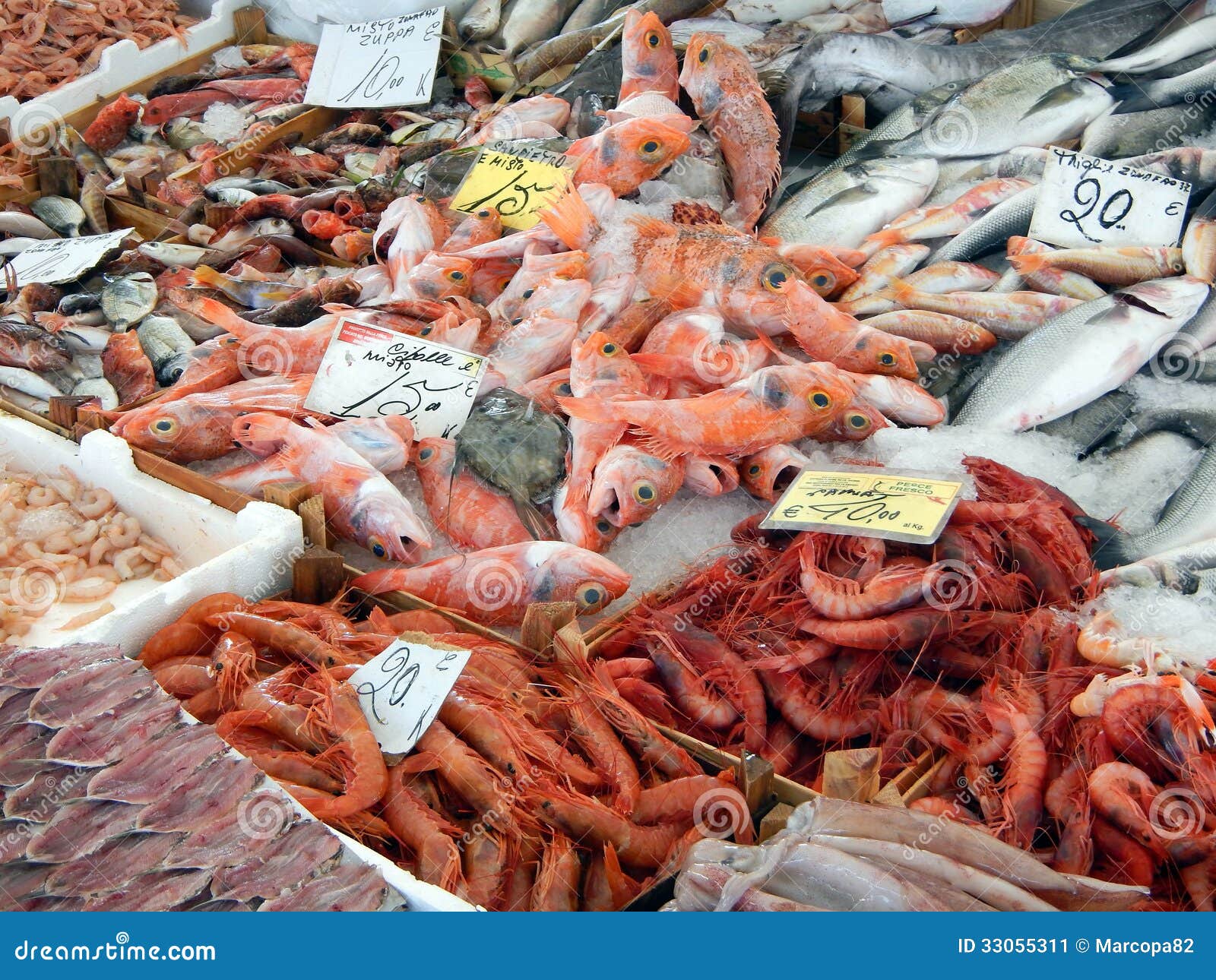 Fresh fish at fish market stock image. Image of fresh - 33055311