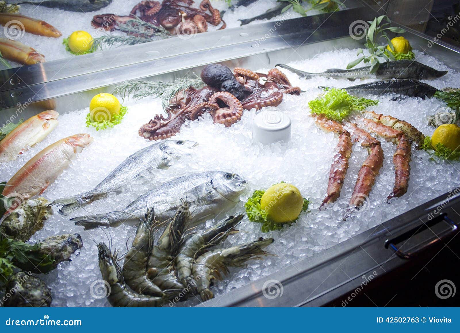 Fresh fish on ice stock image. Image of cooked, cook - 42502763