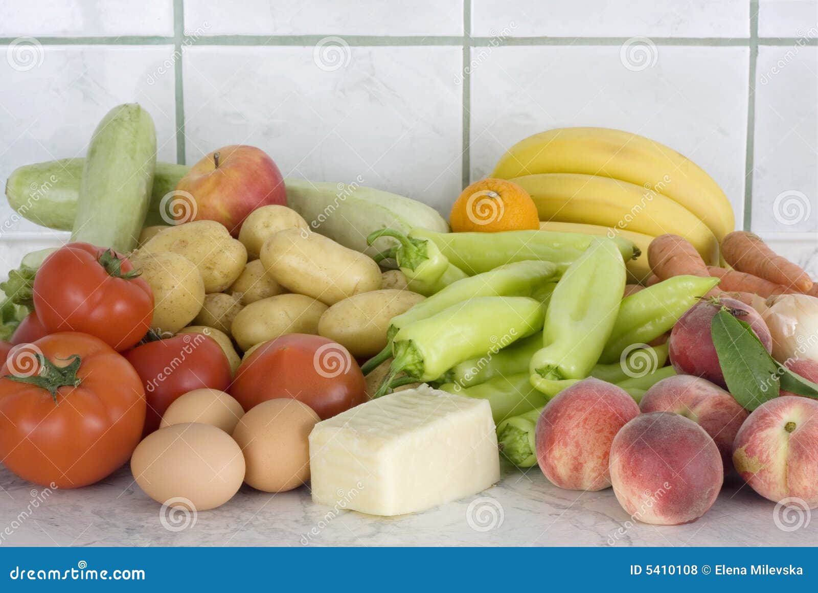 Fresh Foodstuffs Picture. Image: 5410108