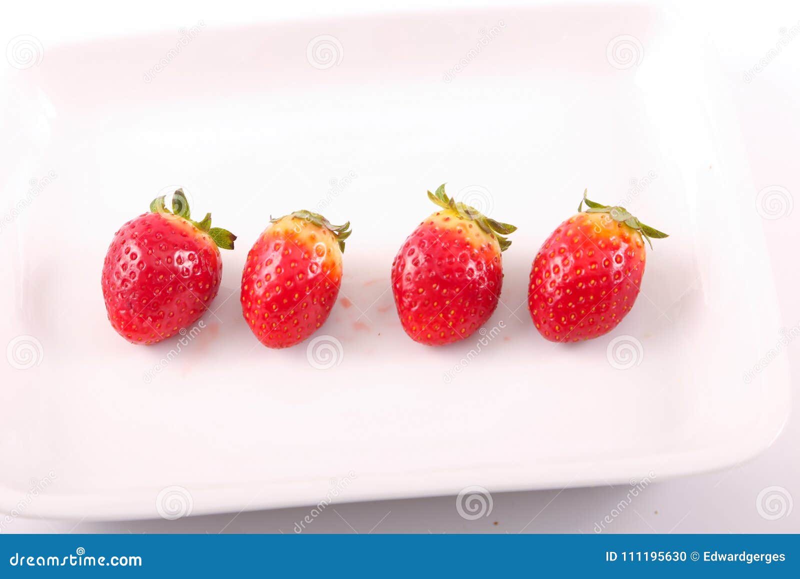 Fresh Four Strawberries on Dish Stock Photo - Image of diet, slice ...