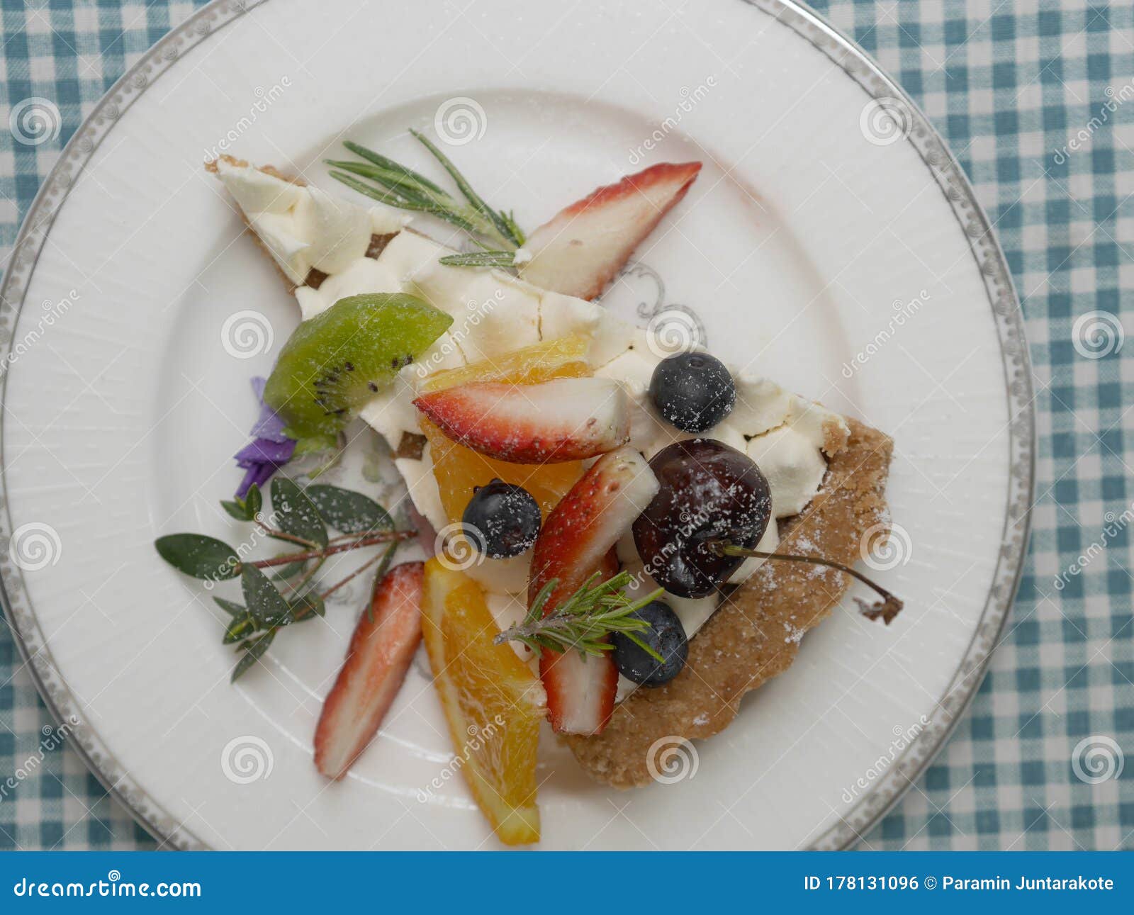 Fresh Fruit Cake on White Disc Stock Photo - Image of sugar, eating ...