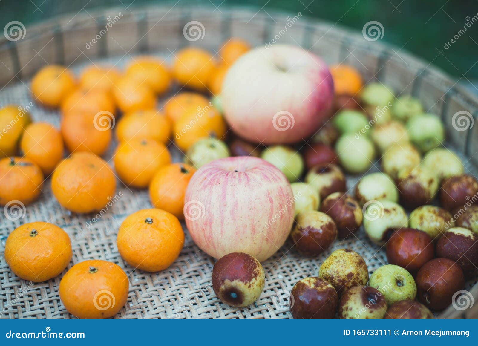 Fresh Fruit Farm Stock Photos - Download 208,884 Royalty Free Photos