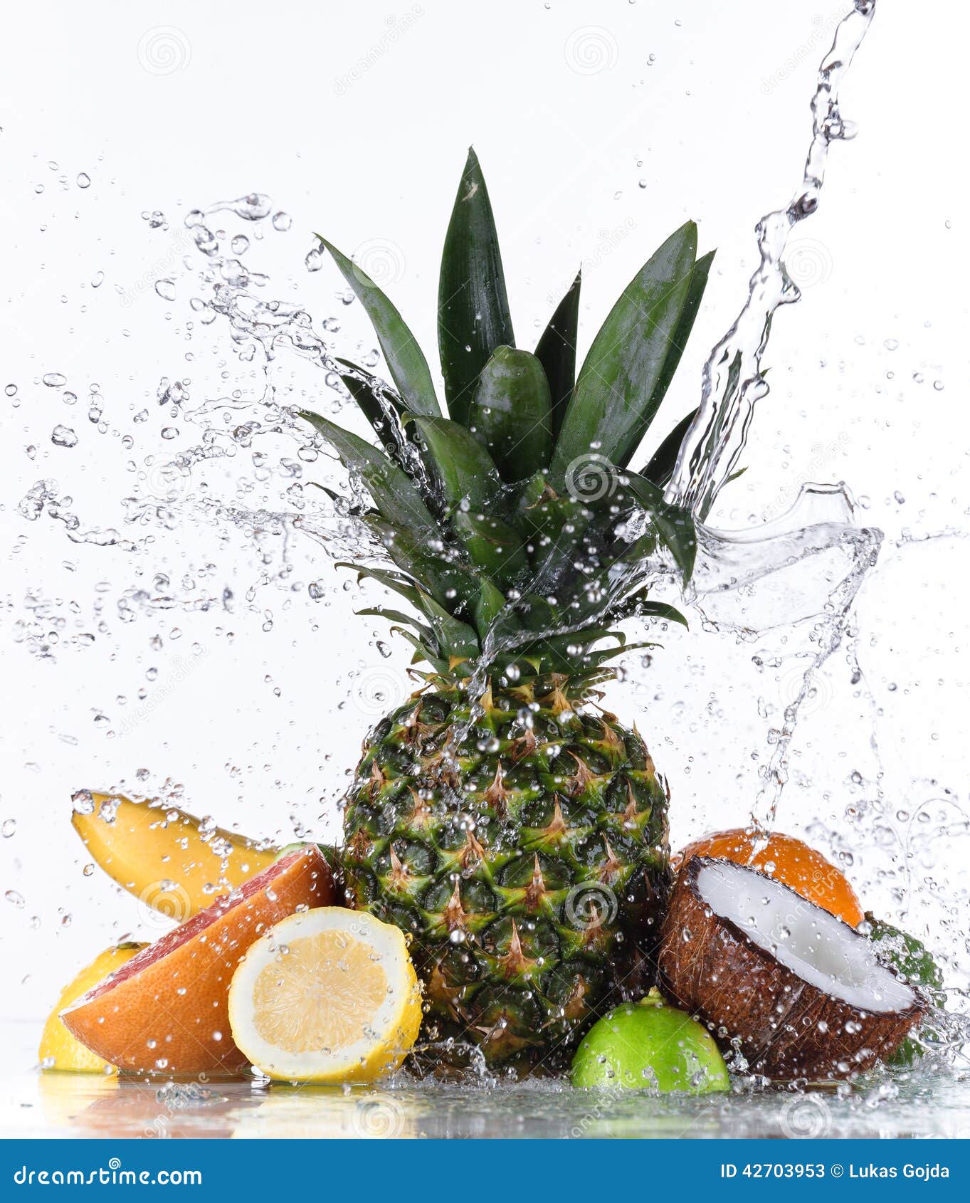 Fresh Fruits with Water Splash Stock Image - Image of orange, fresh ...