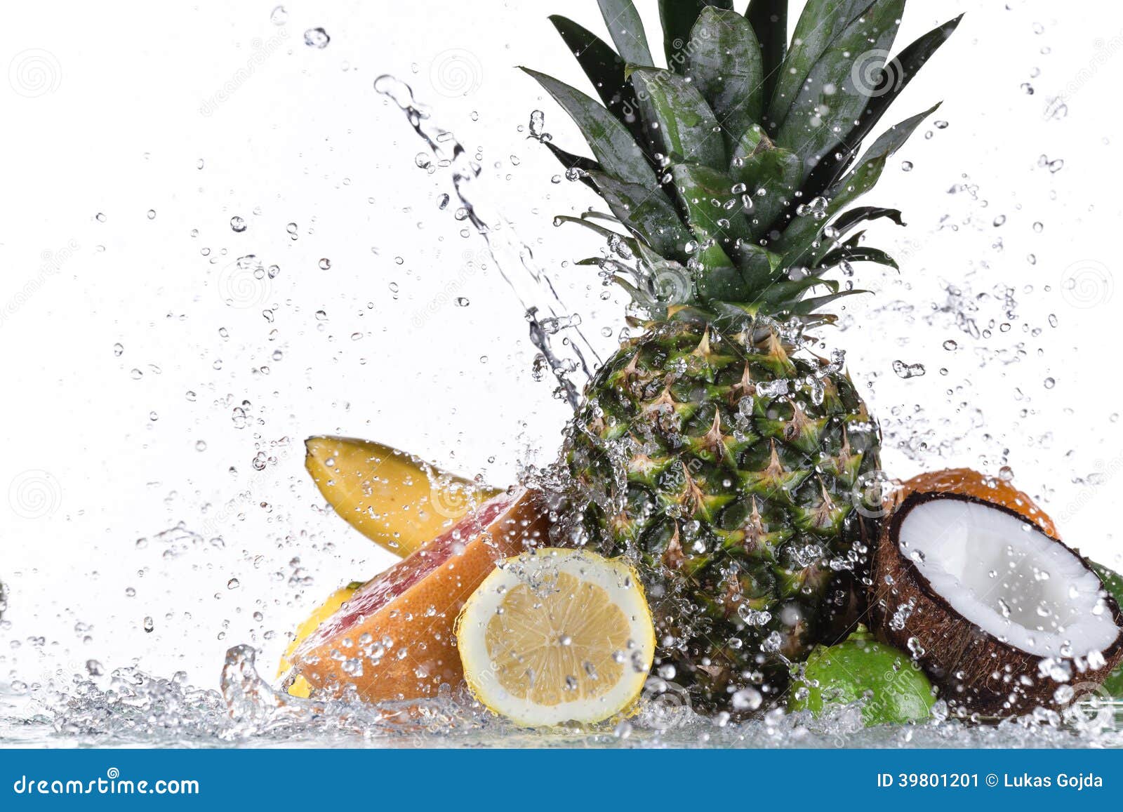 Fresh Fruits with Water Splash Stock Image - Image of citrus, clear ...