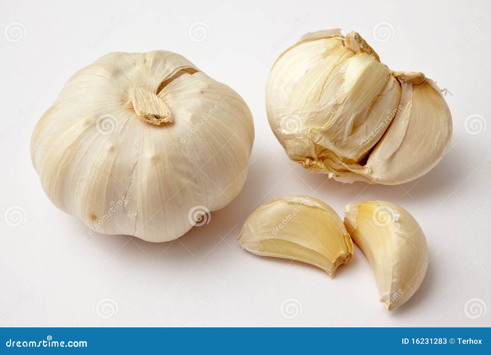 Fresh garlic stock image. Image of healthy, color, culinary - 16231283