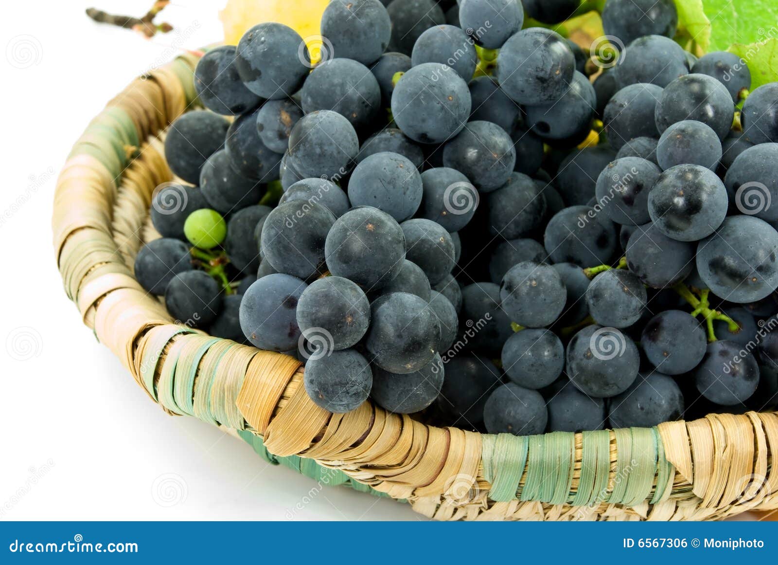 Fresh grapes in a basket stock photo. Image of delicious - 6567306