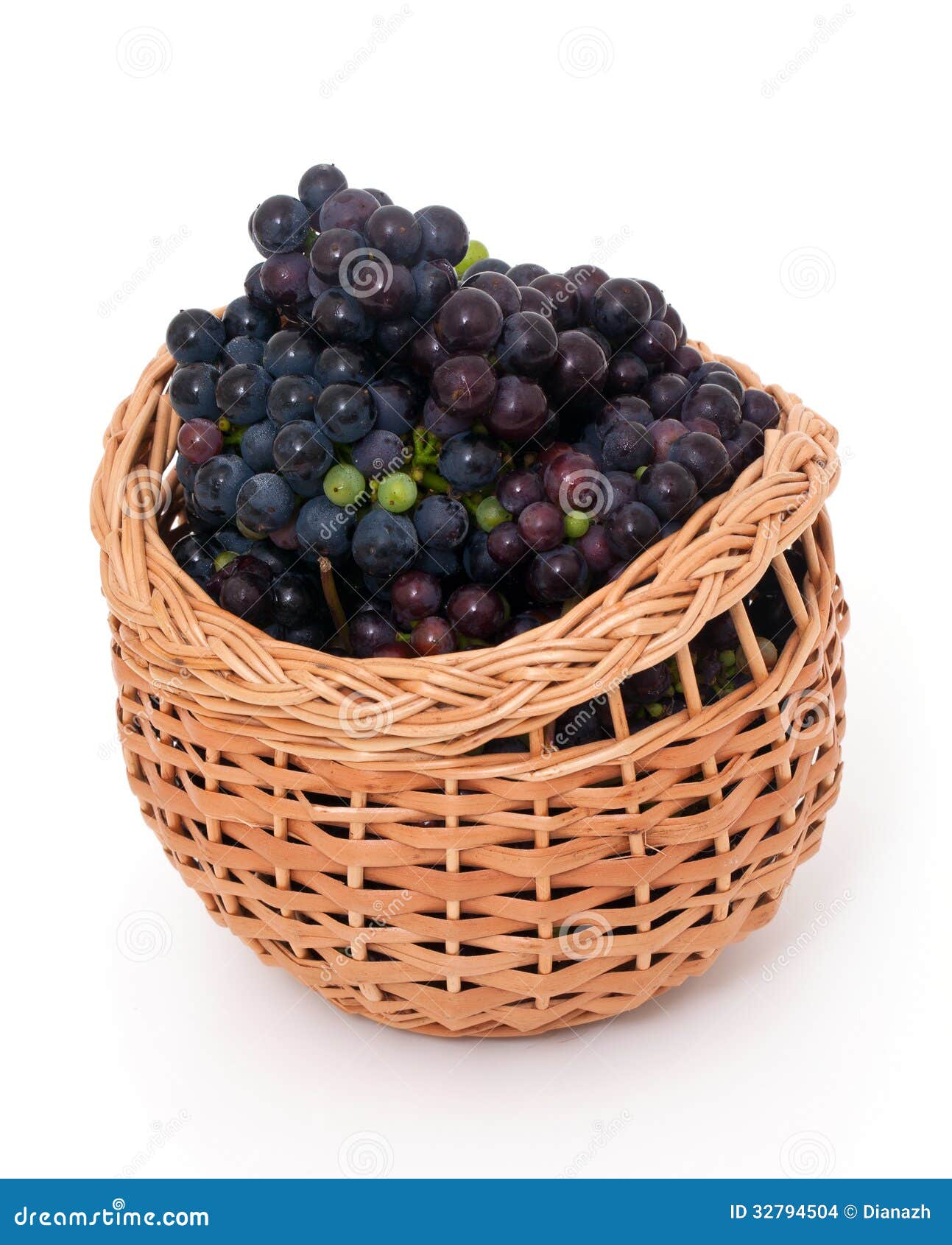 Fresh grapes in a basket stock photo. Image of nutritious - 32794504