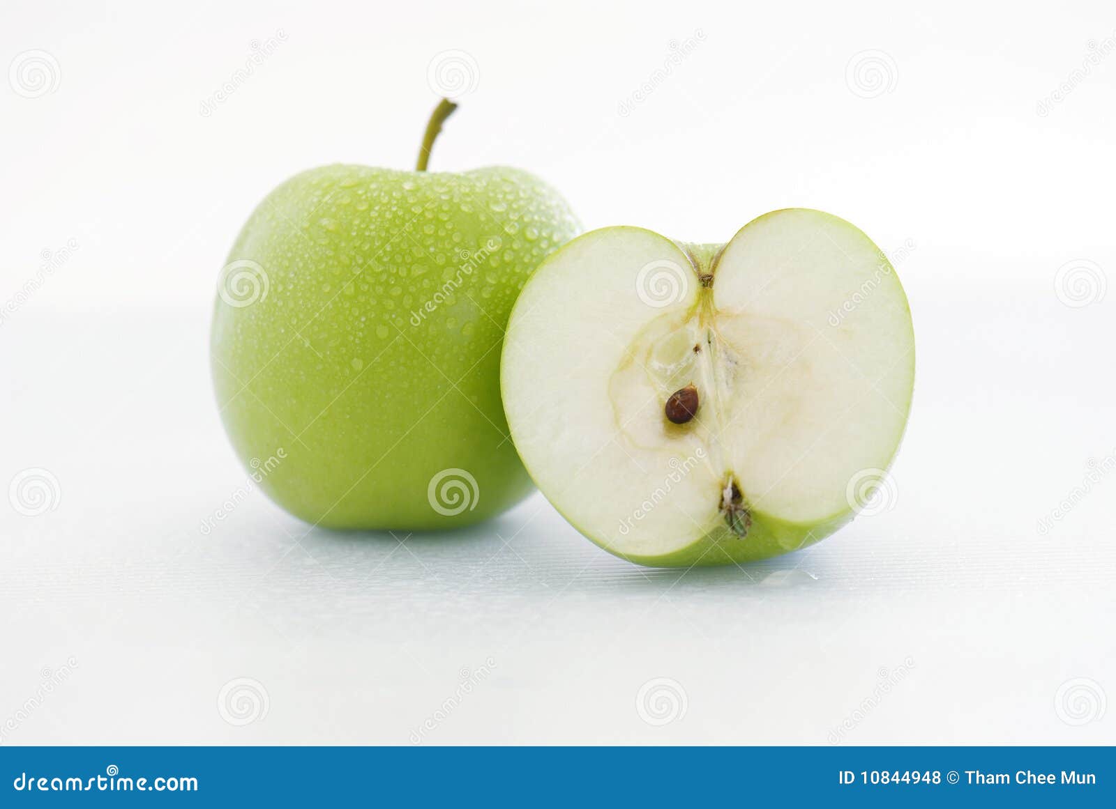 Fresh Green Apple stock photo. Image of natural, apple - 10844948