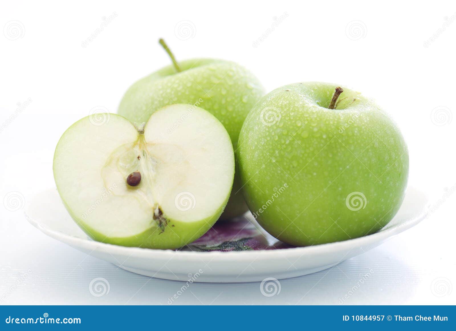 Fresh Green Apple stock image. Image of skin, healthy - 10844957