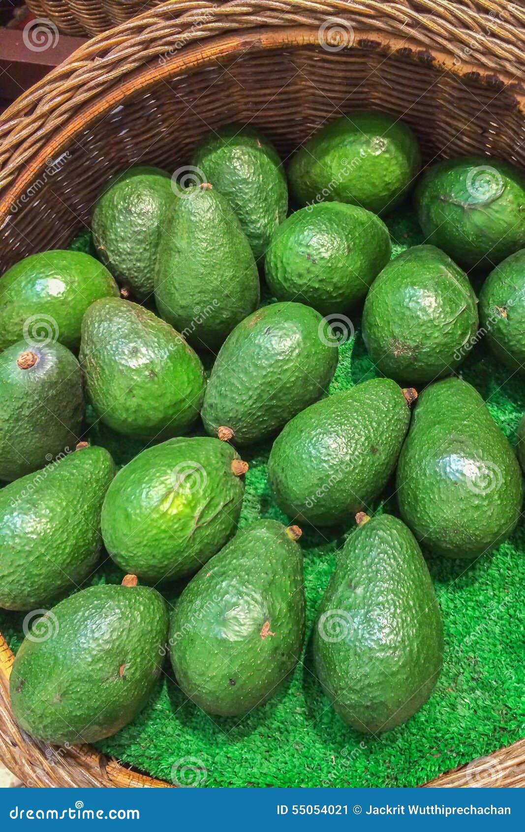 Fresh Green Avocado in the Basket Stock Image - Image of exotic, basket ...