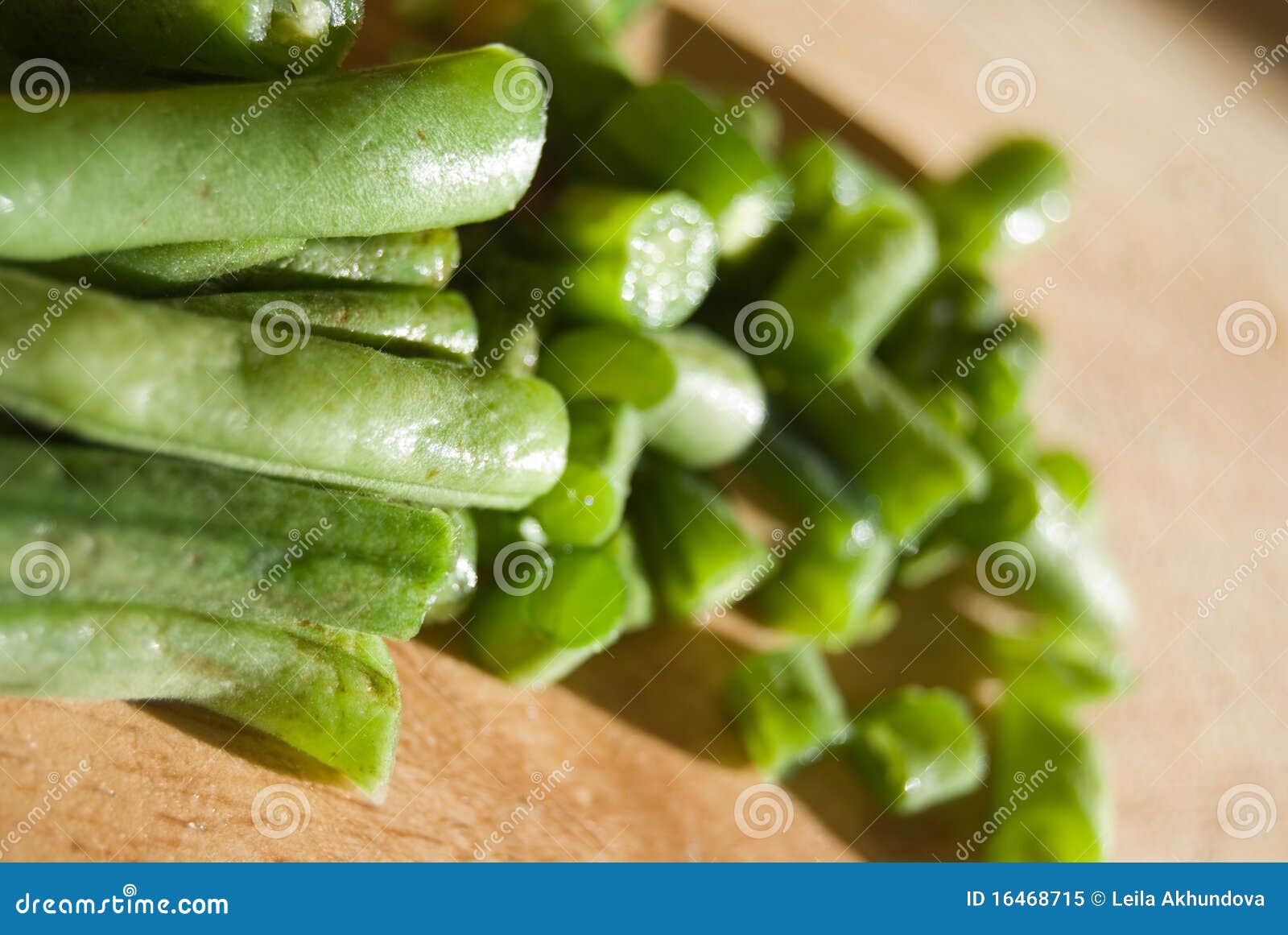 Fresh Green Beans Cut in Pieces Stock Image - Image of vegan, freshness ...