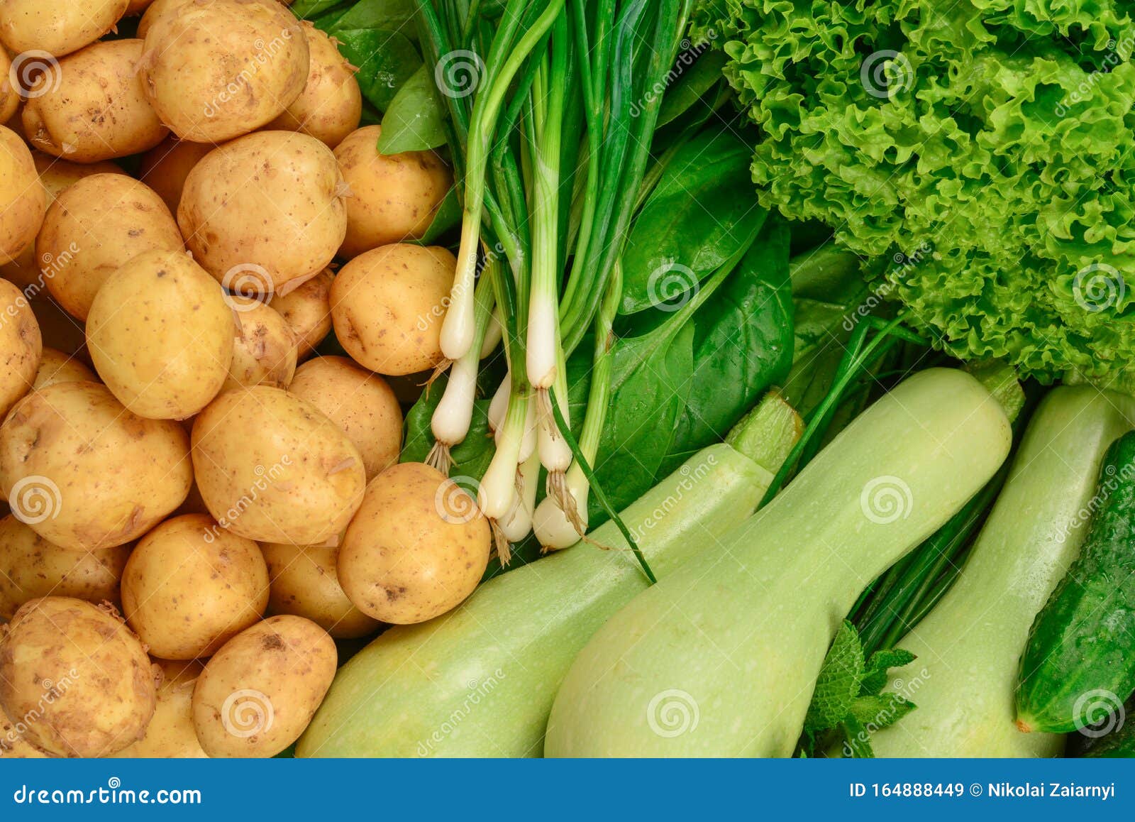 Fresh Green Vegetables Stock Photos - Download 471,131 Royalty Free Photos