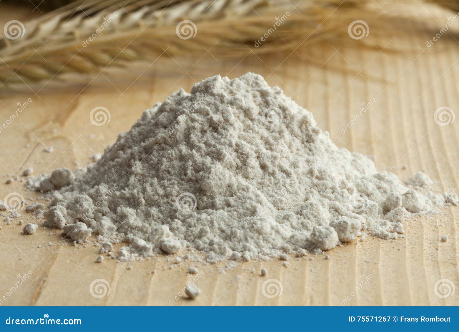 Fresh ground rye flour stock image. Image of heap, eating - 75571267