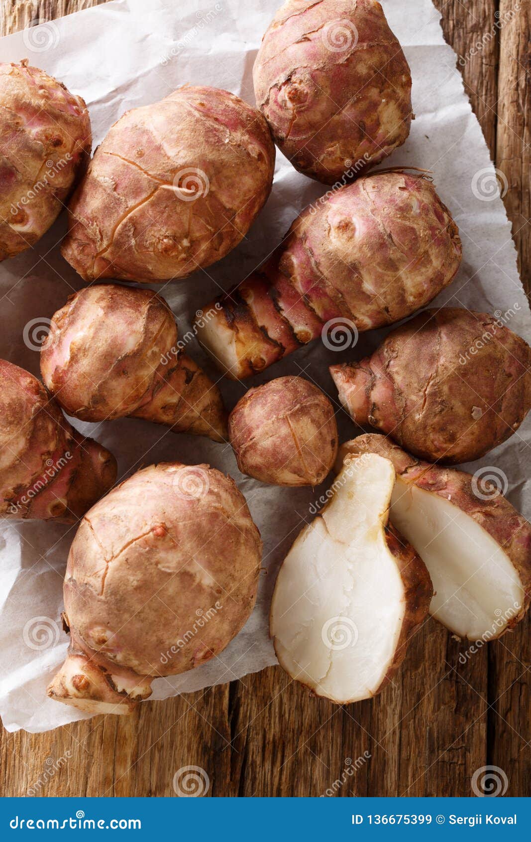 Fresh Jerusalem Artichoke Root Close-up. Vertical Top View Stock Image ...