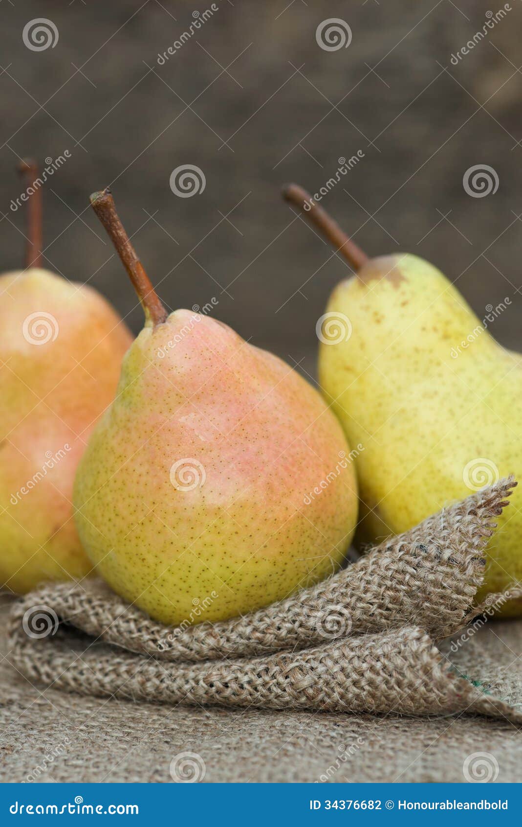 Fresh Juicy Pears in Rustic Wooden Setting Stock Photo - Image of ...
