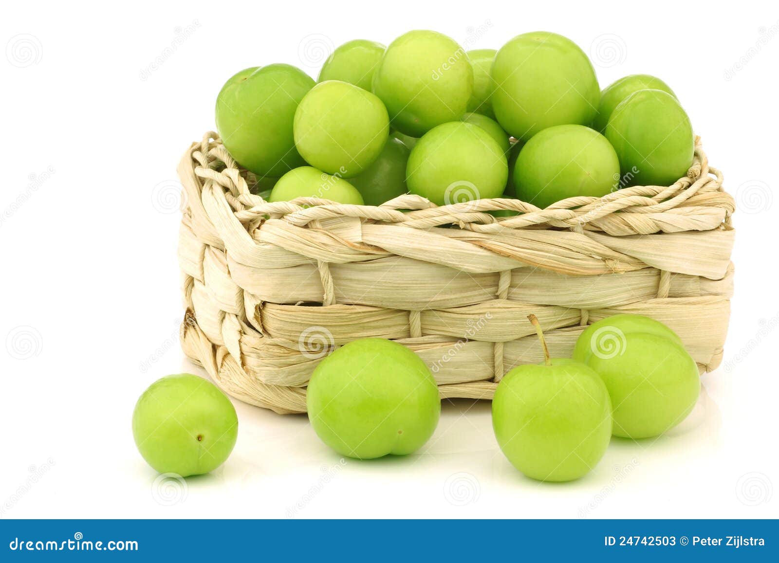 Fresh Jujube Fruit (Ziziphus Jujuba) Stock Image - Image of round ...